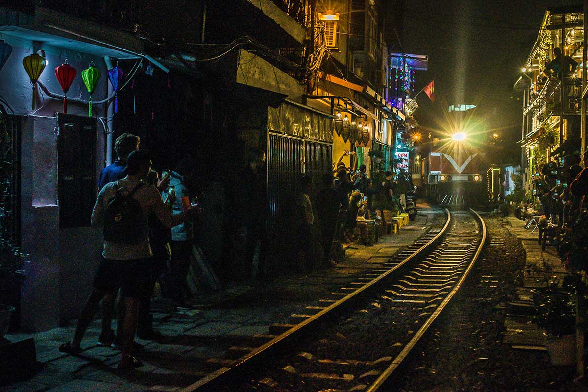Hanoi by Night - A Riveting Night's Photography Experience!