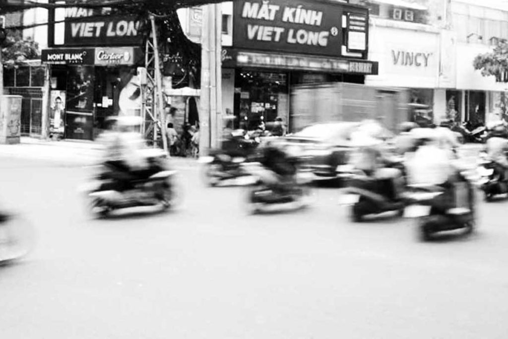 Iconic Vietnam War Photos Today - Vietnam in Focus - Photo Tours and ...