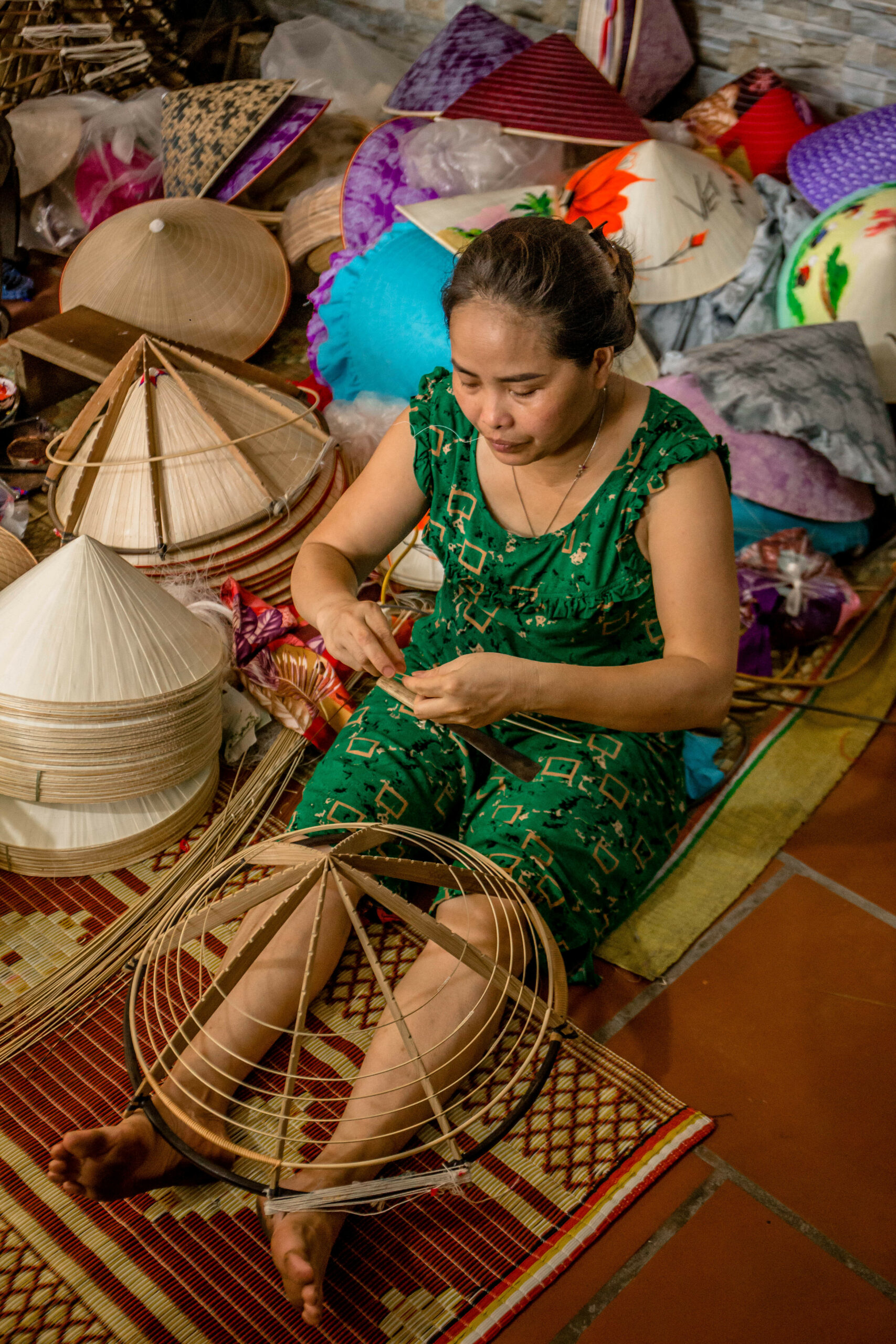 Hats of to Chuong - Making Vietnamese Conical Hats